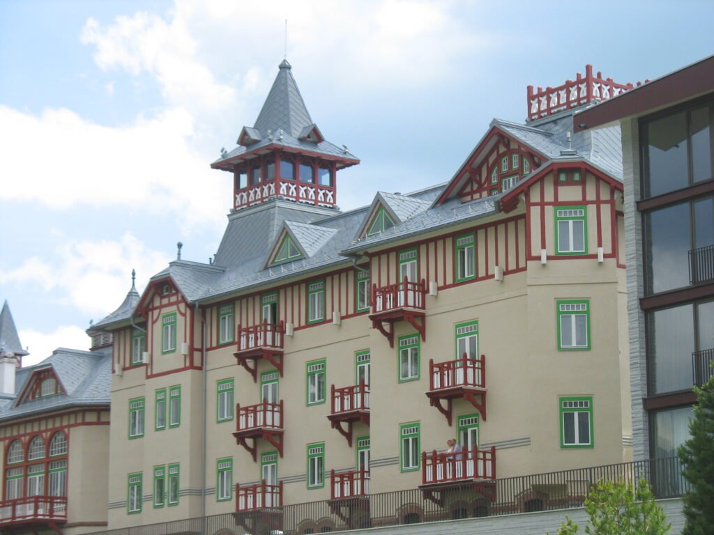 Top 20 Hospitals in Slovakia | AlfredTesla